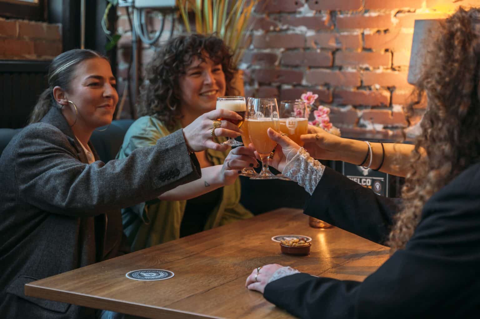 Café 100 Watt - 100 Watt